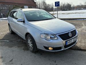 Pelēks Volkswagen Passat 2006 Utena, ar dzinēja tilpumu 2.00 L un nobraukumu 400 tūkst. km par 990 €, foto 3 vietnē AUTOMOTO.COM.LV