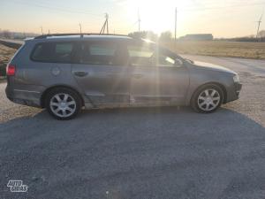 Pelēks Volkswagen Passat 2006 Viļņa, ar dzinēja tilpumu 2.00 L un nobraukumu 525 tūkst. km par 1300 €, foto 4 vietnē AUTOMOTO.COM.LV