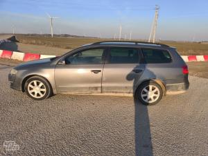 Pelēks Volkswagen Passat 2006 Viļņa, ar dzinēja tilpumu 2.00 L un nobraukumu 525 tūkst. km par 1300 €, foto 8 vietnē AUTOMOTO.COM.LV
