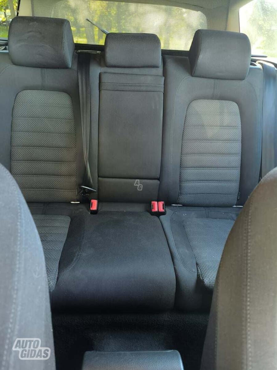 Pelēks Volkswagen Passat 2006 Kauņa, ar dzinēja tilpumu 2.00 L un nobraukumu 350 tūkst. km par 1650 €, foto 9 vietnē AUTOMOTO.COM.LV