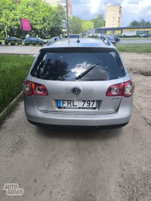 Pelēks Volkswagen Passat 2006 Kauņa, ar dzinēja tilpumu 2.00 L un nobraukumu 350 tūkst. km par 1650 €, foto 13 vietnē AUTOMOTO.COM.LV