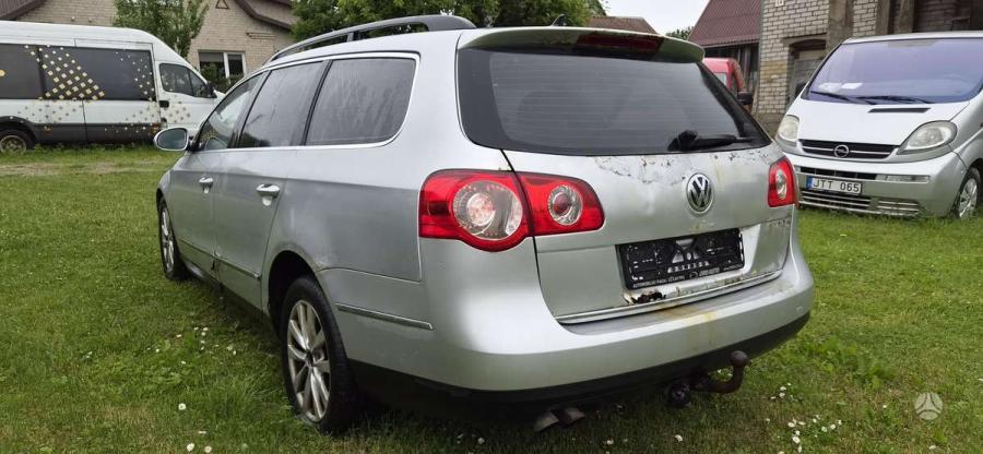 Grey Volkswagen Passat 2006 in Jonava, with an engine capacity of 2.00 L and mileage of 397 thousand km for 600 €, photo 4 on AUTOMOTO.COM.LV