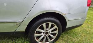 Grey Volkswagen Passat 2006 in Jonava, with an engine capacity of 2.00 L and mileage of 397 thousand km for 600 €, photo 7 on AUTOMOTO.COM.LV