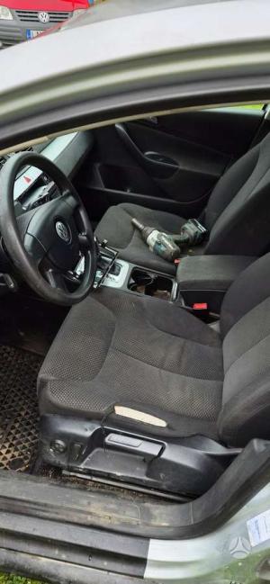 Grey Volkswagen Passat 2006 in Jonava, with an engine capacity of 2.00 L and mileage of 397 thousand km for 600 €, photo 12 on AUTOMOTO.COM.LV