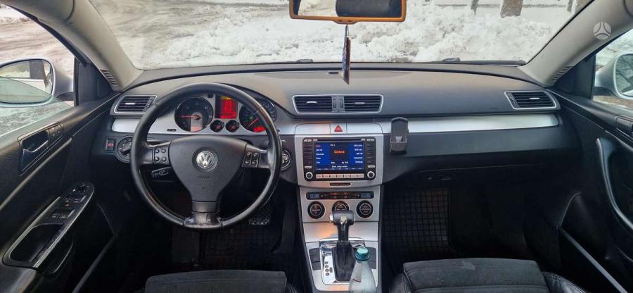 Grey Volkswagen Passat 2006 in Marijampole, with an engine capacity of 2.00 L and mileage of 340 thousand km for 1000 €, photo 7 on AUTOMOTO.COM.LV