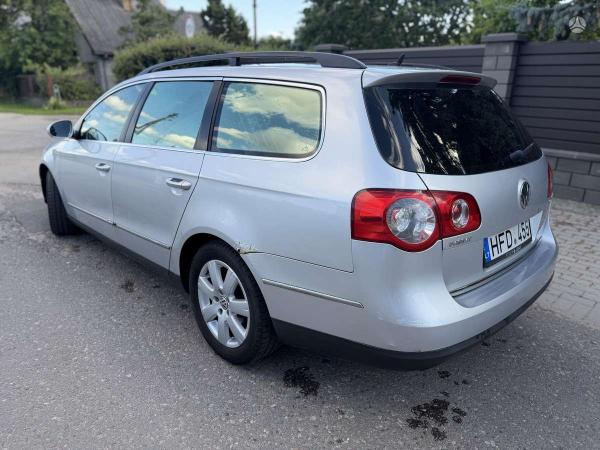Grey Volkswagen Passat 2006 in Kaunas, with an engine capacity of 1.97 L and mileage of 256 thousand km for 1550 €, photo 9 on AUTOMOTO.COM.LV
