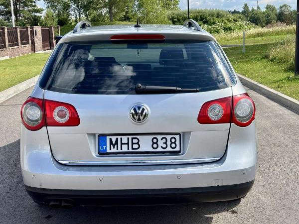 Pelēks Volkswagen Passat 2006 Viļņa, ar dzinēja tilpumu 1.97 L un nobraukumu 327 tūkst. km par 2500 €, foto 4 vietnē AUTOMOTO.COM.LV