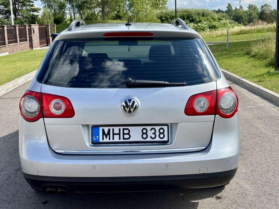 Pelēks Volkswagen Passat 2006 Viļņa, ar dzinēja tilpumu 1.97 L un nobraukumu 327 tūkst. km par 2500 €, foto 5 vietnē AUTOMOTO.COM.LV