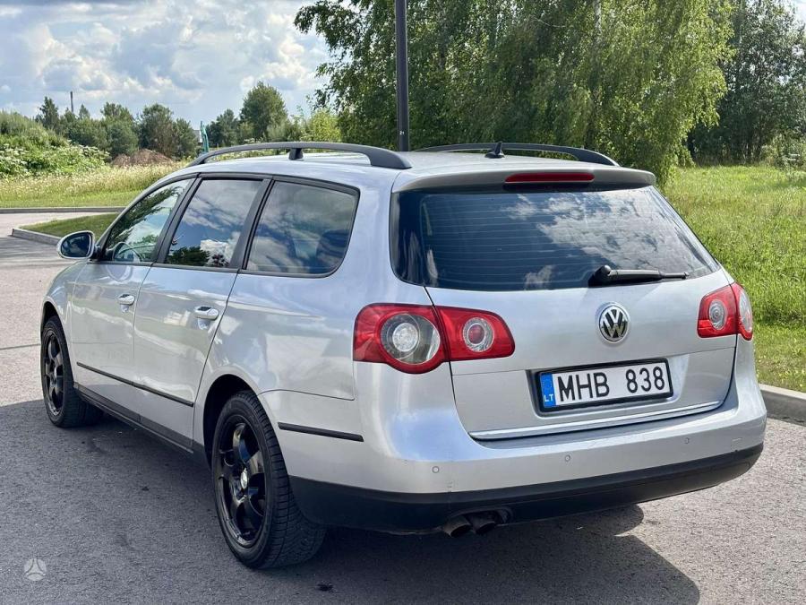 Pelēks Volkswagen Passat 2006 Viļņa, ar dzinēja tilpumu 1.97 L un nobraukumu 327 tūkst. km par 2500 €, foto 6 vietnē AUTOMOTO.COM.LV