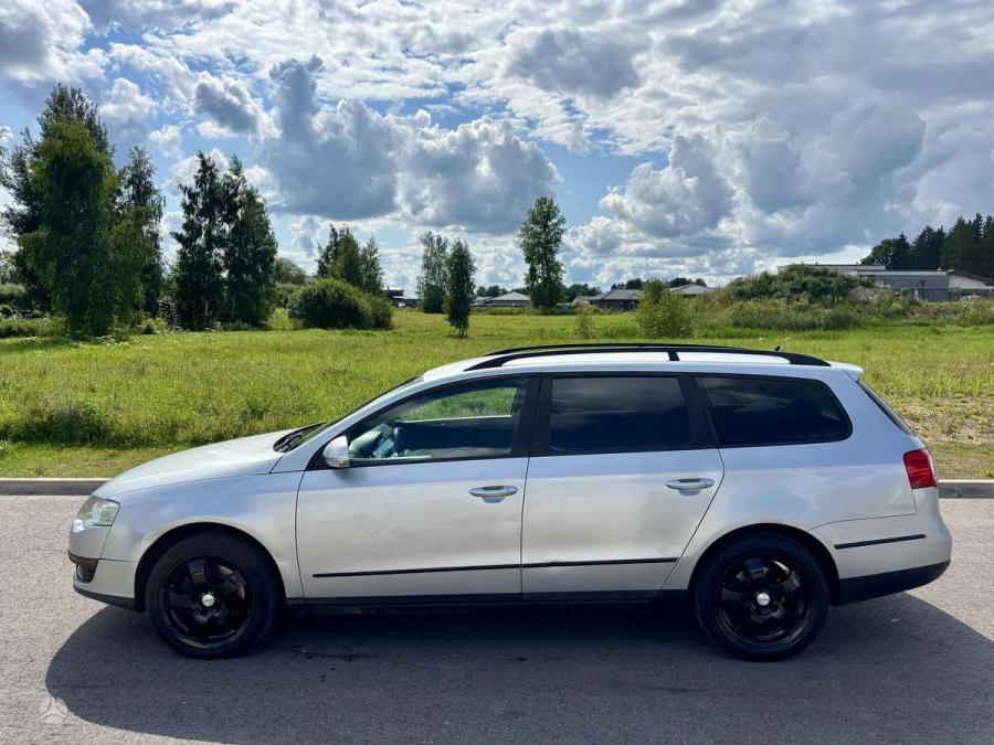 Pelēks Volkswagen Passat 2006 Viļņa, ar dzinēja tilpumu 1.97 L un nobraukumu 327 tūkst. km par 2500 €, foto 7 vietnē AUTOMOTO.COM.LV