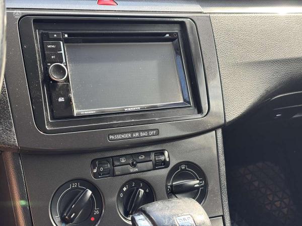 Pelēks Volkswagen Passat 2006 Viļņa, ar dzinēja tilpumu 1.97 L un nobraukumu 327 tūkst. km par 2500 €, foto 10 vietnē AUTOMOTO.COM.LV