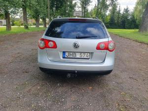 Pelēks Volkswagen Passat 2006 Vilkaviškis, ar dzinēja tilpumu 1.97 L un nobraukumu 400 tūkst. km par 850 €, foto 6 vietnē AUTOMOTO.COM.LV