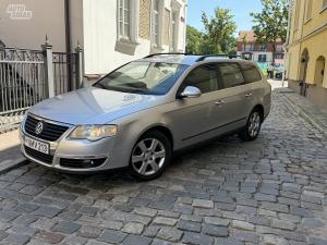 Grey Volkswagen Passat 2006 in Klaipeda, with an engine capacity of 2.00 L and mileage of 303 thousand km for 2700 €, photo 3 on AUTOMOTO.COM.LV