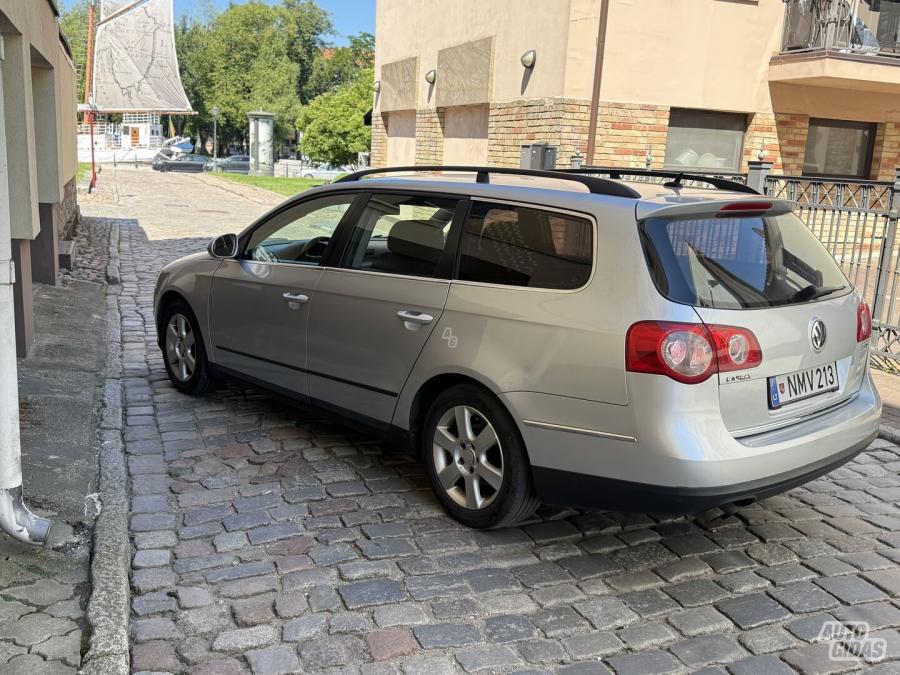 Grey Volkswagen Passat 2006 in Klaipeda, with an engine capacity of 2.00 L and mileage of 303 thousand km for 2700 €, photo 5 on AUTOMOTO.COM.LV