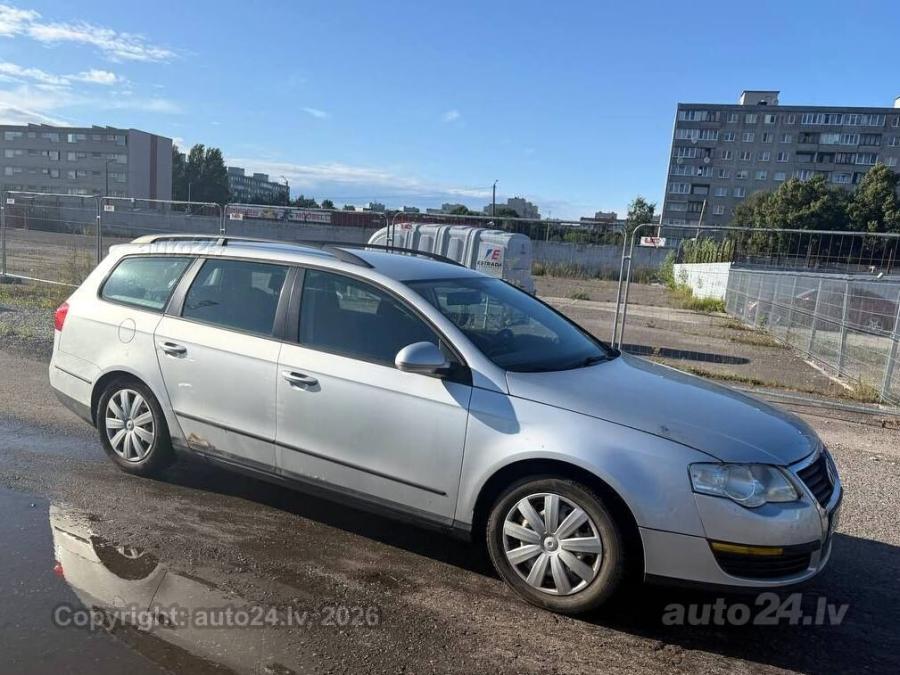 Pelēks Volkswagen Passat 2006 Tallina, ar dzinēja tilpumu 1.60 L un nobraukumu 211 tūkst. km par 899 €, foto 1 vietnē AUTOMOTO.COM.LV