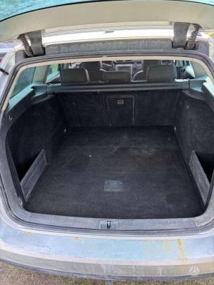 Grey Volkswagen Passat 2006 in Alytus, with an engine capacity of 0.00 L and mileage of 520 thousand km for 900 €, photo 9 on AUTOMOTO.COM.LV