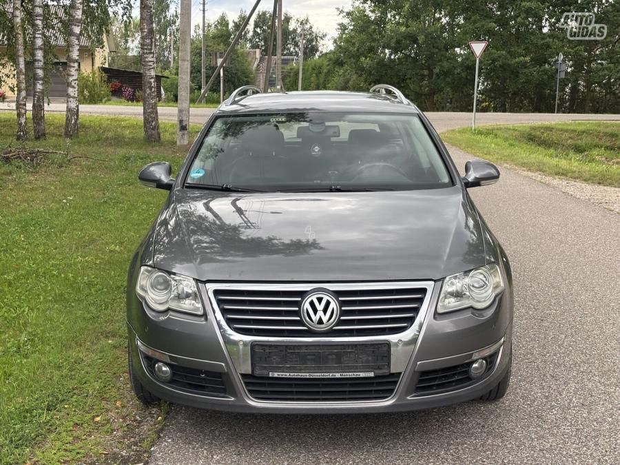 Pelēks Volkswagen Passat 2006 Utena, ar dzinēja tilpumu 2.00 L un nobraukumu 296 tūkst. km par 1950 €, foto 3 vietnē AUTOMOTO.COM.LV