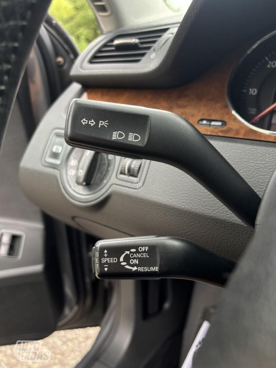 Pelēks Volkswagen Passat 2006 Utena, ar dzinēja tilpumu 2.00 L un nobraukumu 296 tūkst. km par 1950 €, foto 16 vietnē AUTOMOTO.COM.LV