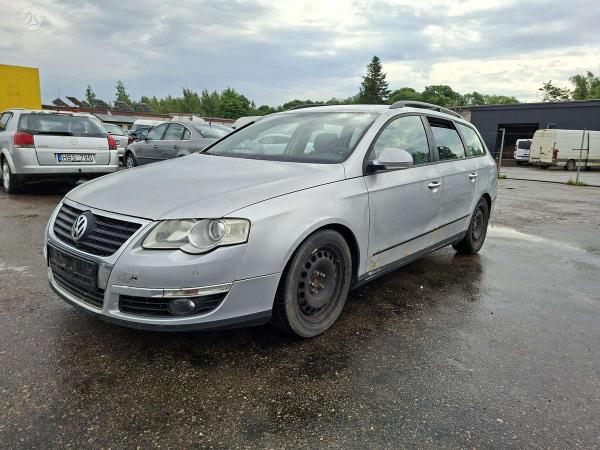 Pelēks Volkswagen Passat 2006 Plungė, ar dzinēja tilpumu 1.97 L un nobraukumu 0 tūkst. km par 450 €, foto 1 vietnē AUTOMOTO.COM.LV