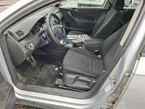 Grey Volkswagen Passat 2006 in Plunge, with an engine capacity of 1.97 L and mileage of 0 thousand km for 450 €, photo 10 on AUTOMOTO.COM.LV