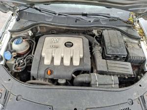 Grey Volkswagen Passat 2006 in Plunge, with an engine capacity of 1.97 L and mileage of 0 thousand km for 450 €, photo 13 on AUTOMOTO.COM.LV