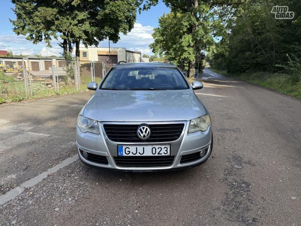 Pelēks Volkswagen Passat 2006 Alīta, ar dzinēja tilpumu 2.00 L un nobraukumu 444 tūkst. km par 550 €, foto 6 vietnē AUTOMOTO.COM.LV