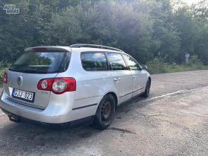 Grey Volkswagen Passat 2006 in Alytus, with an engine capacity of 2.00 L and mileage of 444 thousand km for 550 €, photo 7 on AUTOMOTO.COM.LV