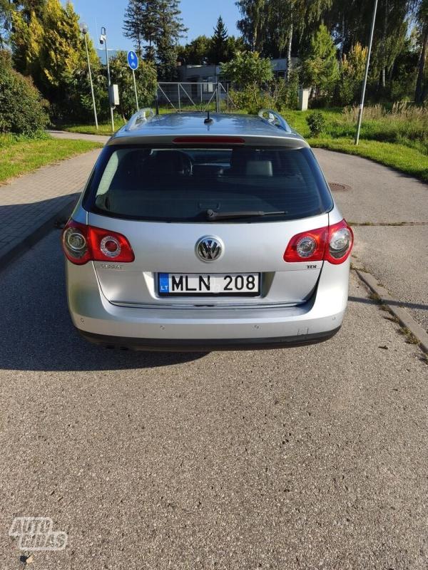 Pelēks Volkswagen Passat 2006 Alīta, ar dzinēja tilpumu 1.90 L un nobraukumu 290 tūkst. km par 2200 €, foto 6 vietnē AUTOMOTO.COM.LV