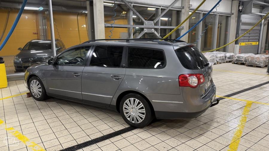 Grey Volkswagen Passat 2006 in Klaipeda, with an engine capacity of 2.00 L and mileage of 287 thousand km for 2000 €, photo 6 on AUTOMOTO.COM.LV
