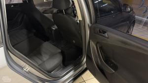 Grey Volkswagen Passat 2006 in Klaipeda, with an engine capacity of 2.00 L and mileage of 287 thousand km for 2000 €, photo 12 on AUTOMOTO.COM.LV
