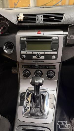 Grey Volkswagen Passat 2006 in Klaipeda, with an engine capacity of 2.00 L and mileage of 287 thousand km for 2000 €, photo 14 on AUTOMOTO.COM.LV