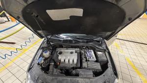 Grey Volkswagen Passat 2006 in Klaipeda, with an engine capacity of 2.00 L and mileage of 287 thousand km for 2000 €, photo 15 on AUTOMOTO.COM.LV