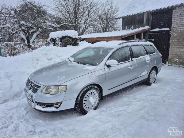 Grey Volkswagen Passat 2007 in Gargzdai, with an engine capacity of 1.90 L and mileage of 296 thousand km for 1900 €, photo 2 on AUTOMOTO.COM.LV