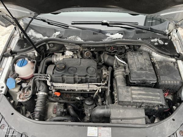 Pelēks Volkswagen Passat 2007 Kauņa, ar dzinēja tilpumu 2.00 L un nobraukumu 370 tūkst. km par 2500 €, foto 5 vietnē AUTOMOTO.COM.LV