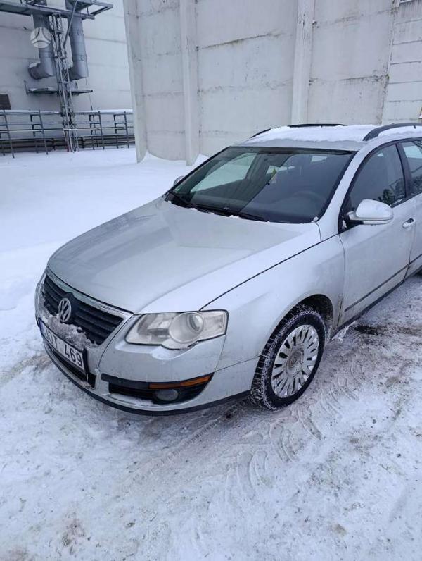 Pelēks Volkswagen Passat 2007 Vievis, ar dzinēja tilpumu 1.90 L un nobraukumu 472 tūkst. km par 1815 €, foto 2 vietnē AUTOMOTO.COM.LV