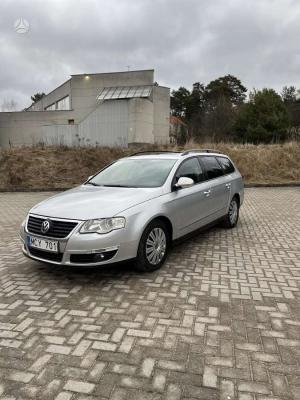 Pelēks Volkswagen Passat 2007 Viļņa, ar dzinēja tilpumu 2.00 L un nobraukumu 395 tūkst. km par 1500 €, foto 2 vietnē AUTOMOTO.COM.LV