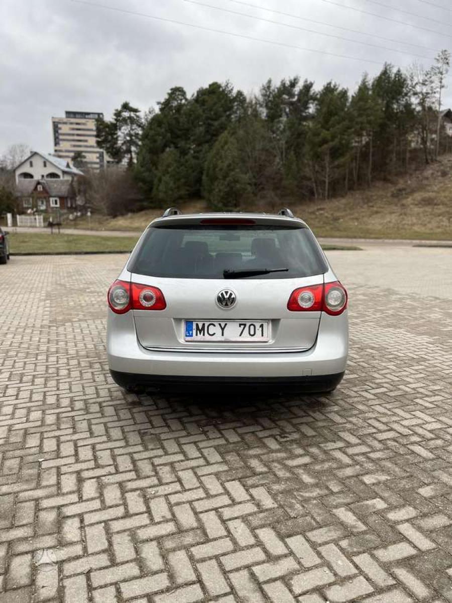 Pelēks Volkswagen Passat 2007 Viļņa, ar dzinēja tilpumu 2.00 L un nobraukumu 395 tūkst. km par 1500 €, foto 4 vietnē AUTOMOTO.COM.LV