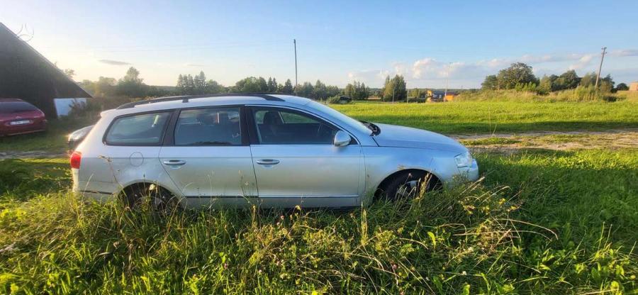 Pelēks Volkswagen Passat 2007 Viļņa, ar dzinēja tilpumu 1.97 L un nobraukumu 332 tūkst. km par 600 €, foto 4 vietnē AUTOMOTO.COM.LV