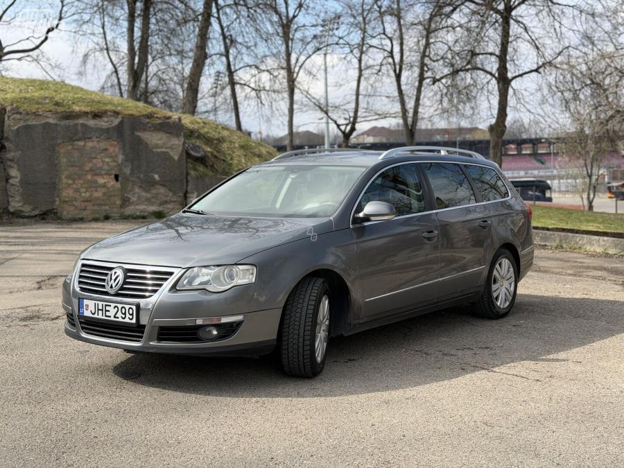 Pelēks Volkswagen Passat 2007 Telšiai, ar dzinēja tilpumu 2.00 L un nobraukumu 349 tūkst. km par 1650 €, foto 4 vietnē AUTOMOTO.COM.LV
