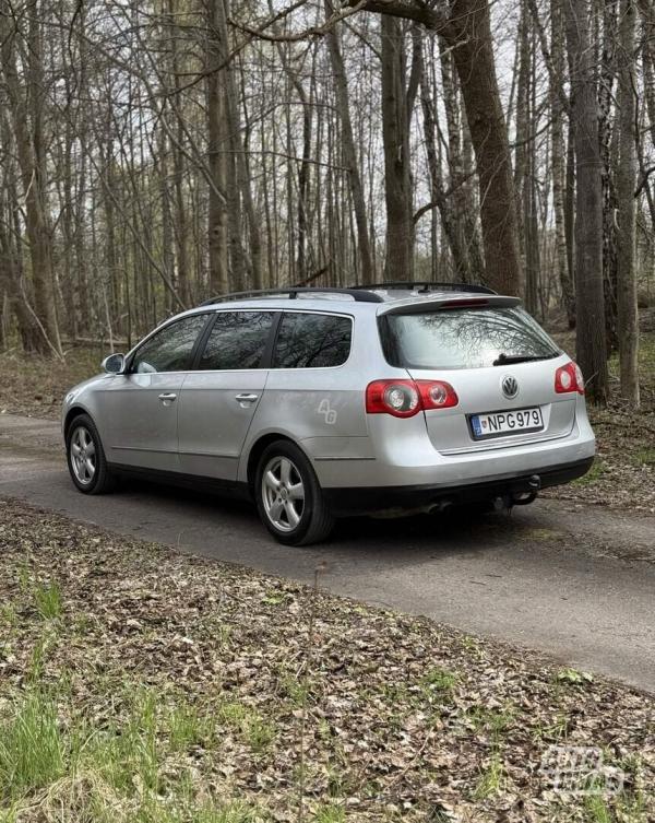 Grey Volkswagen Passat 2007 in Vievis, with an engine capacity of 2.00 L and mileage of 360 thousand km for 1200 €, photo 5 on AUTOMOTO.COM.LV