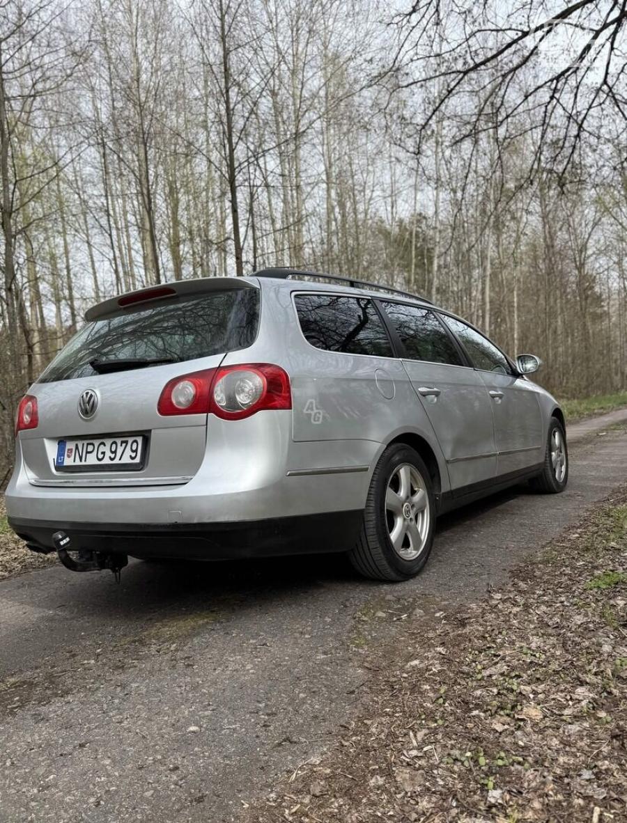 Pelēks Volkswagen Passat 2007 Vievis, ar dzinēja tilpumu 2.00 L un nobraukumu 360 tūkst. km par 1200 €, foto 13 vietnē AUTOMOTO.COM.LV