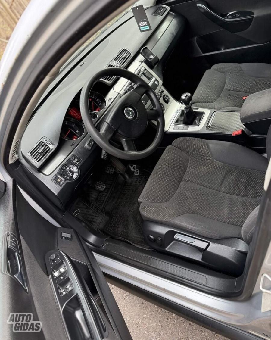 Pelēks Volkswagen Passat 2007 Vievis, ar dzinēja tilpumu 2.00 L un nobraukumu 360 tūkst. km par 1200 €, foto 14 vietnē AUTOMOTO.COM.LV