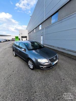 Pelēks Volkswagen Passat 2007 Viļņa, ar dzinēja tilpumu 2.00 L un nobraukumu 305 tūkst. km par 2500 €, foto 3 vietnē AUTOMOTO.COM.LV