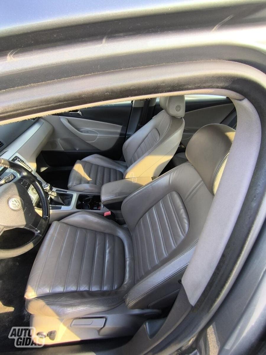 Pelēks Volkswagen Passat 2007 Viļņa, ar dzinēja tilpumu 2.00 L un nobraukumu 305 tūkst. km par 2500 €, foto 7 vietnē AUTOMOTO.COM.LV