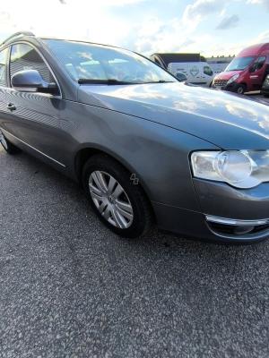 Pelēks Volkswagen Passat 2007 Viļņa, ar dzinēja tilpumu 2.00 L un nobraukumu 305 tūkst. km par 2500 €, foto 13 vietnē AUTOMOTO.COM.LV