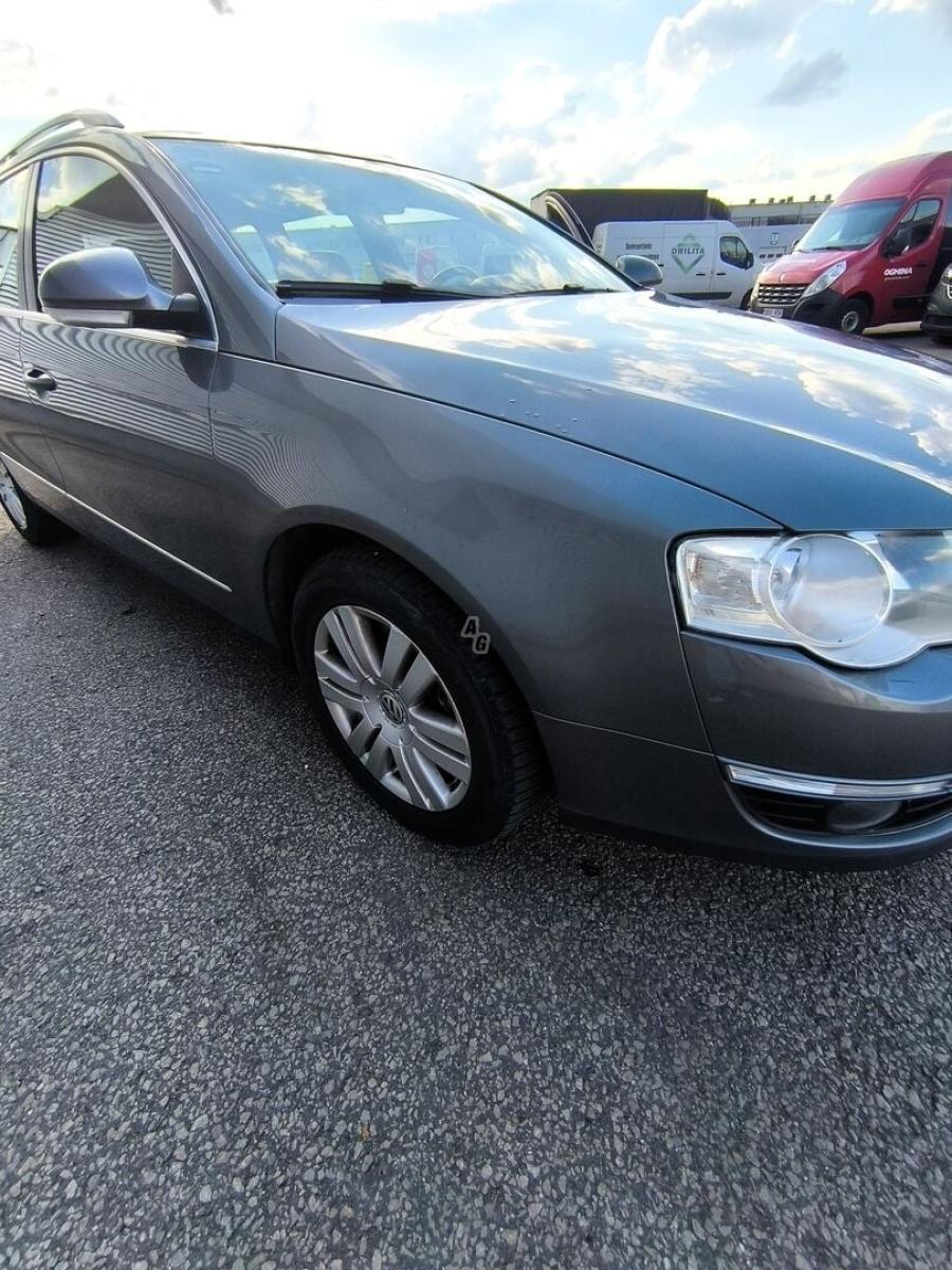 Pelēks Volkswagen Passat 2007 Viļņa, ar dzinēja tilpumu 2.00 L un nobraukumu 305 tūkst. km par 2500 €, foto 13 vietnē AUTOMOTO.COM.LV