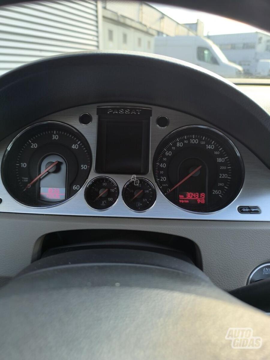 Pelēks Volkswagen Passat 2007 Viļņa, ar dzinēja tilpumu 2.00 L un nobraukumu 305 tūkst. km par 2500 €, foto 15 vietnē AUTOMOTO.COM.LV