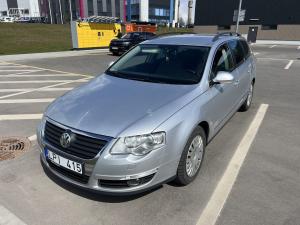 Pelēks Volkswagen Passat 2007 Viļņa, ar dzinēja tilpumu 2.00 L un nobraukumu 330 tūkst. km par 1100 €, foto  vietnē AUTOMOTO.COM.LV