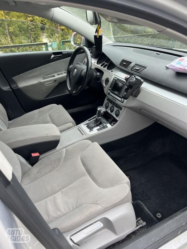 Grey Volkswagen Passat 2007 in Vilnius, with an engine capacity of 2.00 L and mileage of 330 thousand km for 1100 €, photo 5 on AUTOMOTO.COM.LV