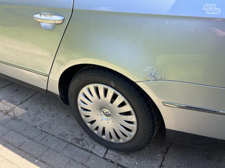 Pelēks Volkswagen Passat 2007 Viļņa, ar dzinēja tilpumu 2.00 L un nobraukumu 330 tūkst. km par 1100 €, foto 8 vietnē AUTOMOTO.COM.LV
